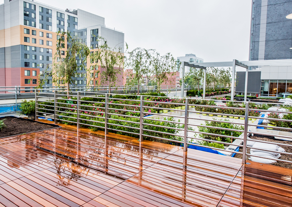 Flushing Commons – Berlin Steel